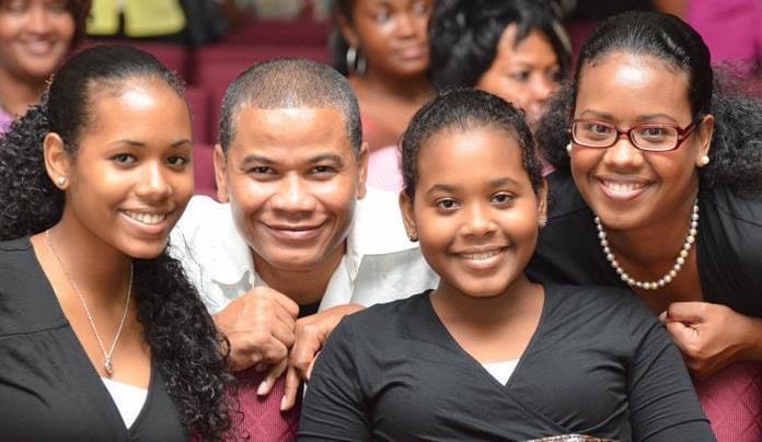 Influencer Mark Curiel -Share2Uplift